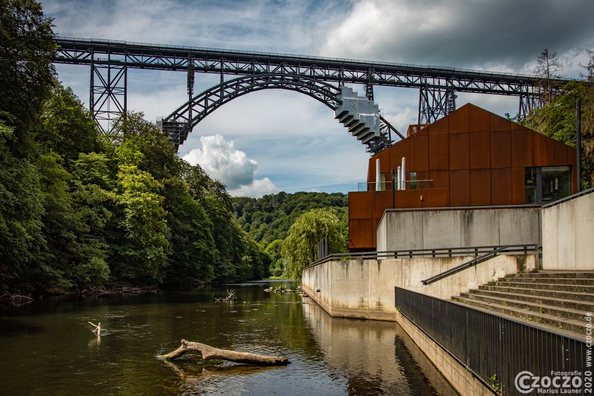 Müngstener Brücke, diesmal in Farbe - https://czoczo.de