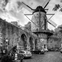 Zons in Black & White - https://czoczo.de