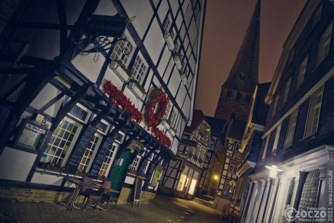 Hattingen 00:55 - zu alte Krone - https://czoczo.de