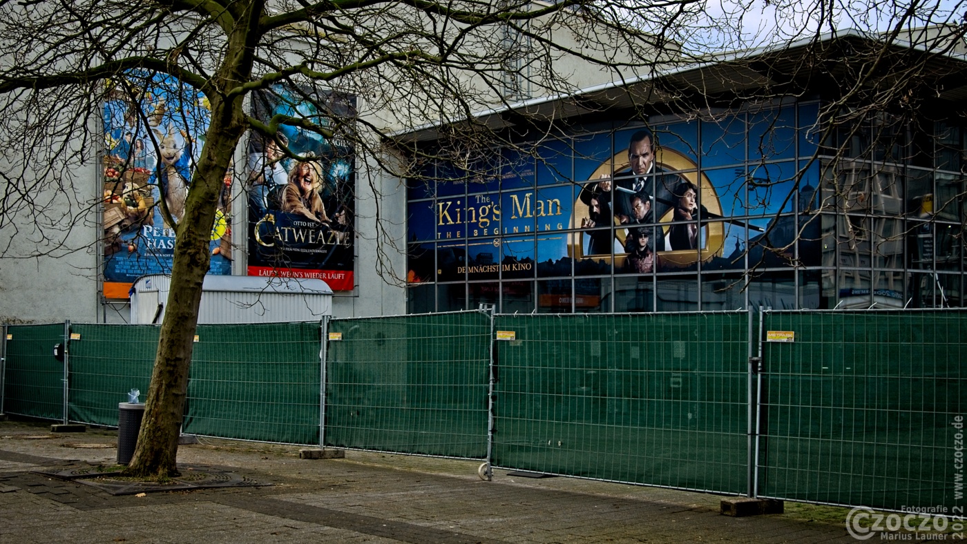 King`s Man - https://czoczo.de