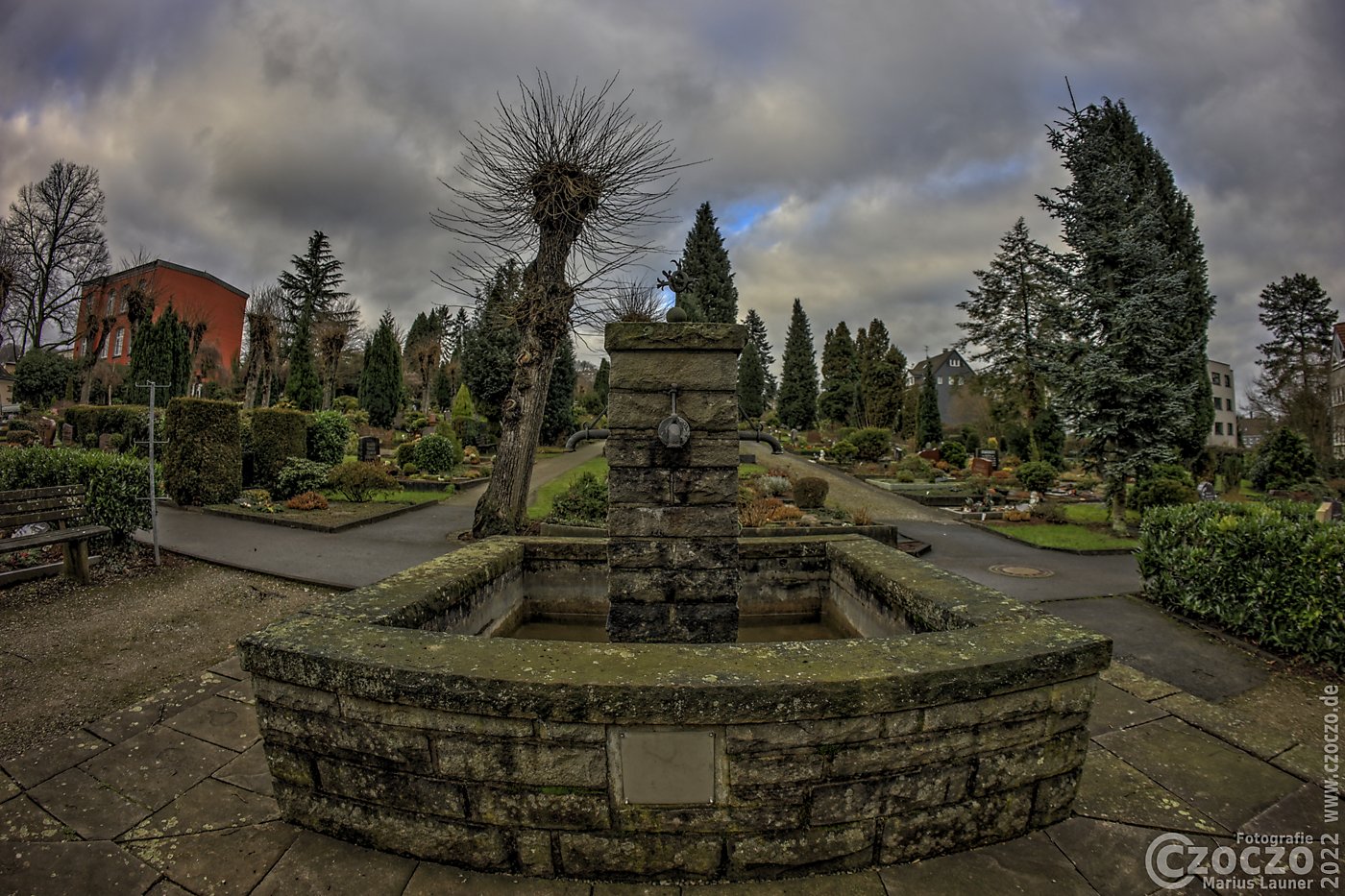 Friedhofsbrunnen - https://czoczo.de