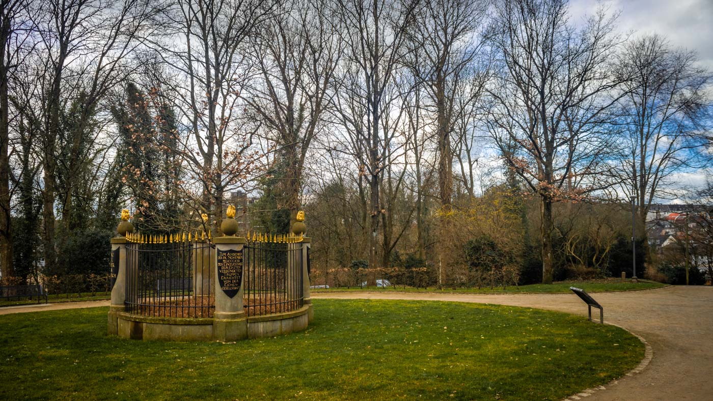 Freiheitseiche - https://czoczo.de