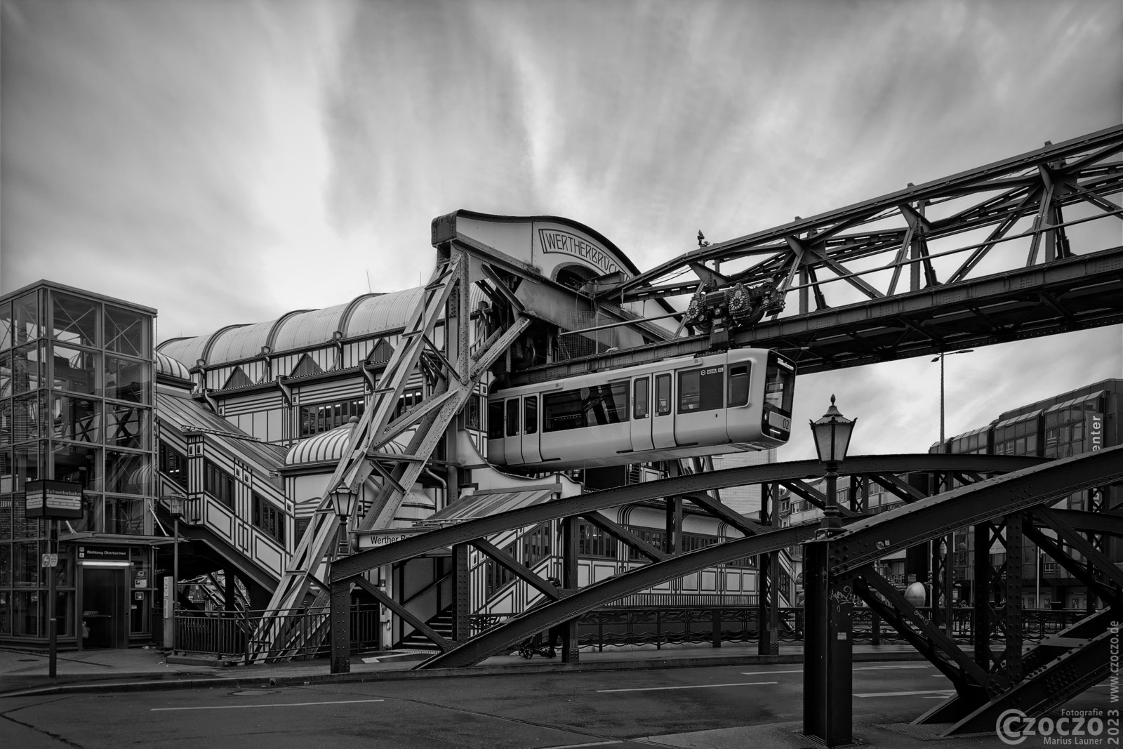 Black & White 2023 - FEBRUAR - https://czoczo.de