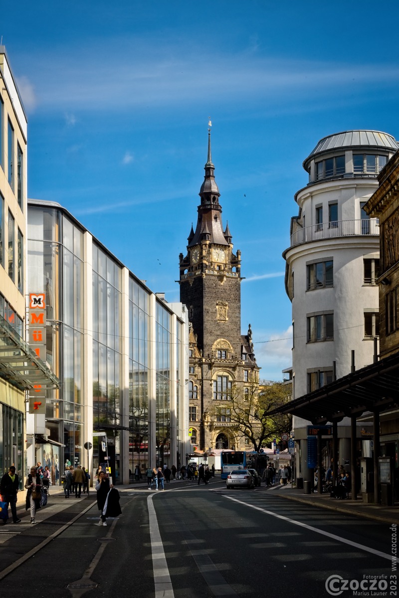 Samstag halb elf - https://czoczo.de