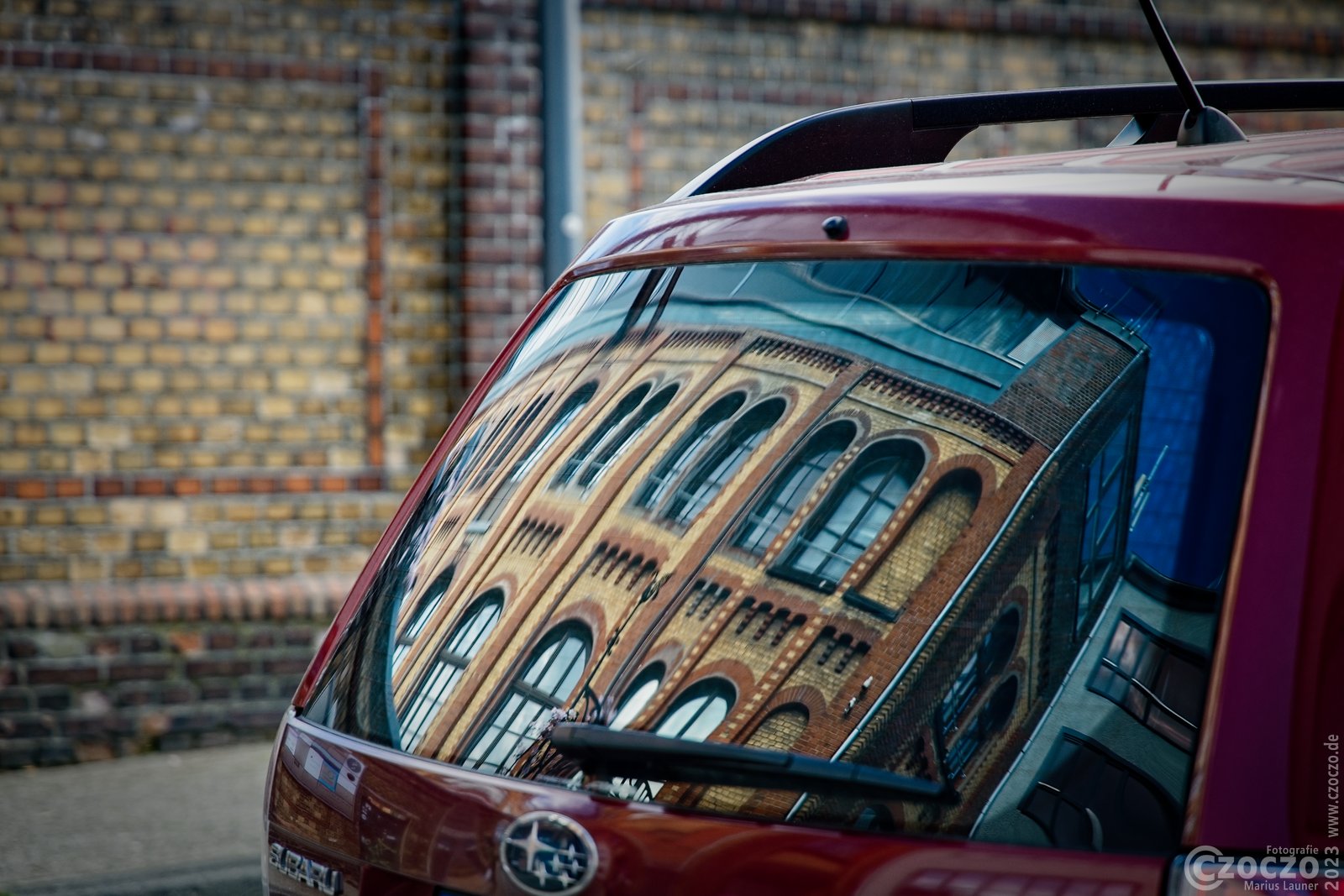 In der Heckscheibe - https://czoczo.de