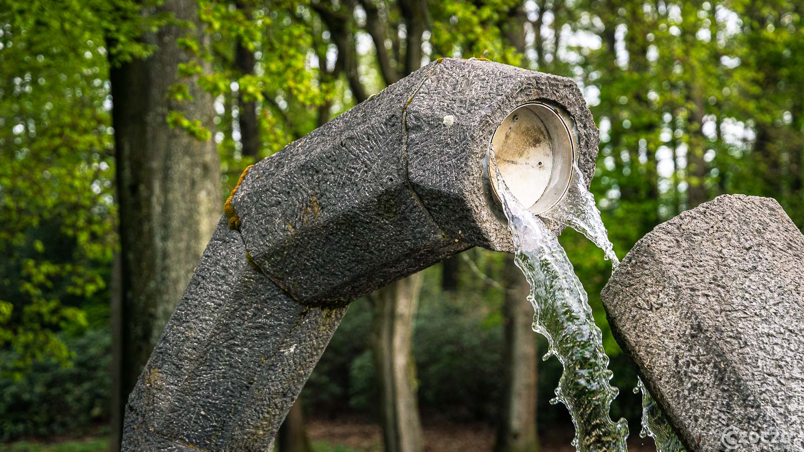 Wasserstrahl - https://czoczo.de