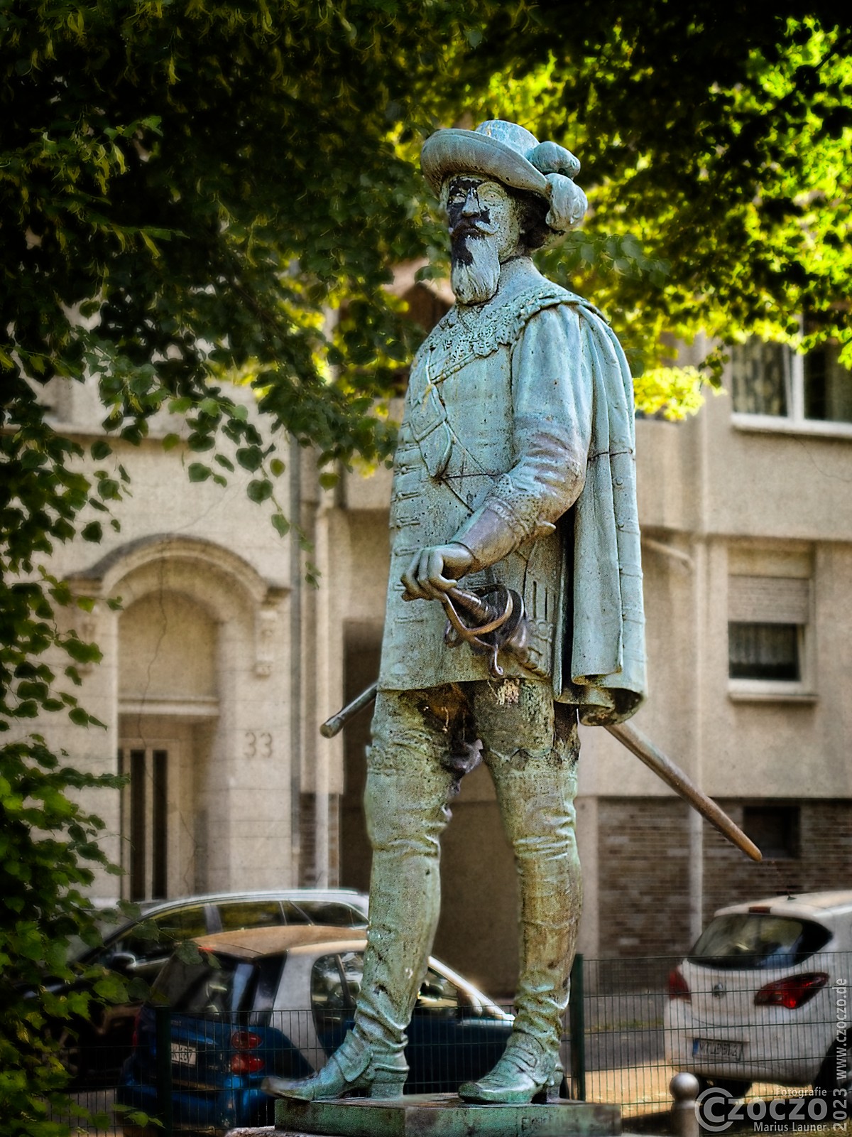 Hans Georg von Arnim - https://czoczo.de