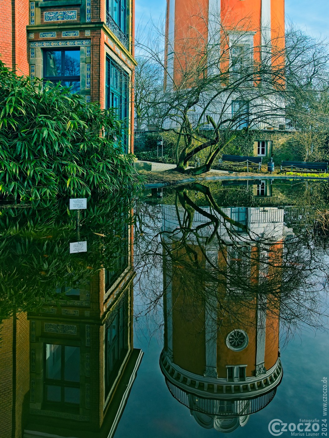 Elisenturm gespiegelt - https://czoczo.de