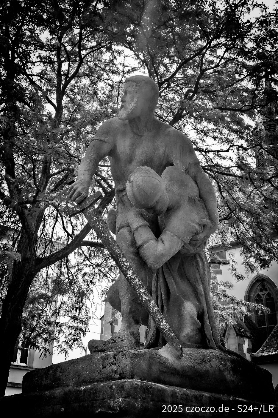 Black & White 2025 - JUNI - https://czoczo.de